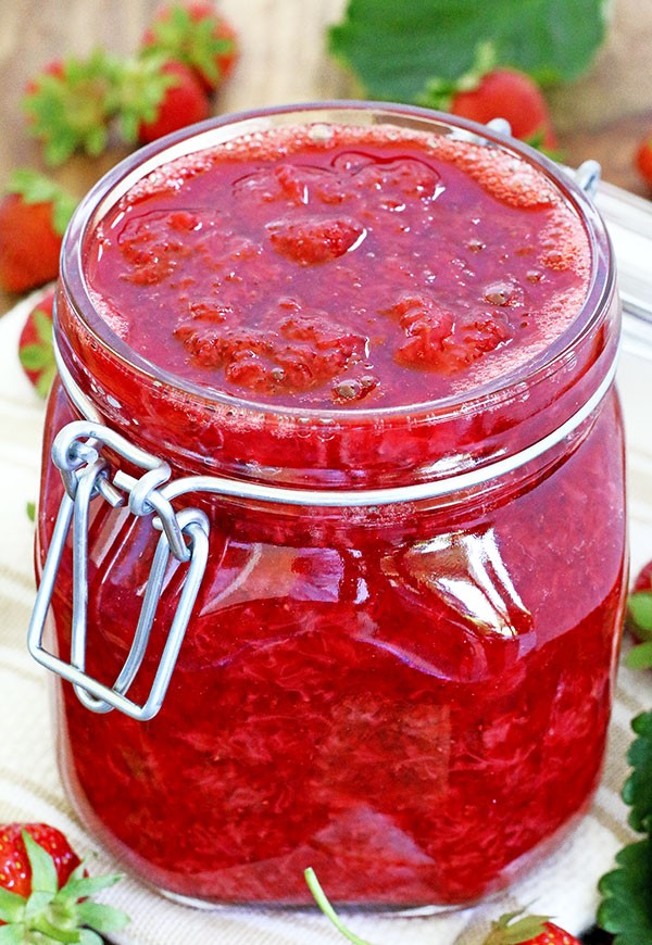 Strawberry Topping – Alex Food Service